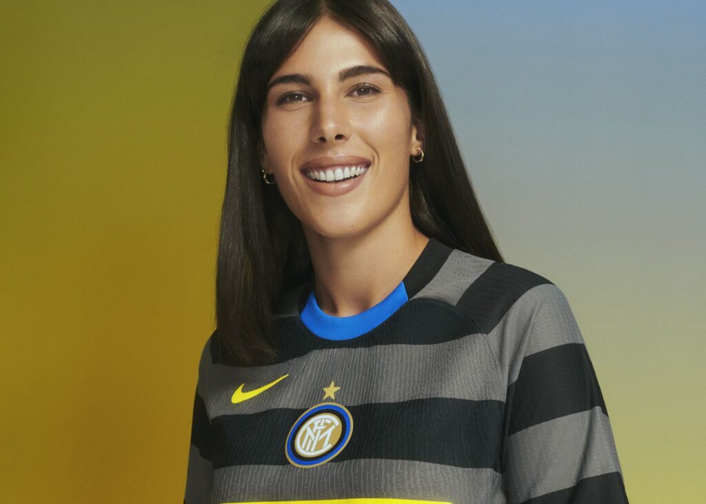 Evolución del escudo del Inter de Milán 1908 → 2021 | Infografías