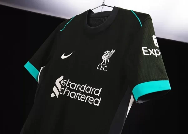 Camiseta suplente Nike del Liverpool 2024/25